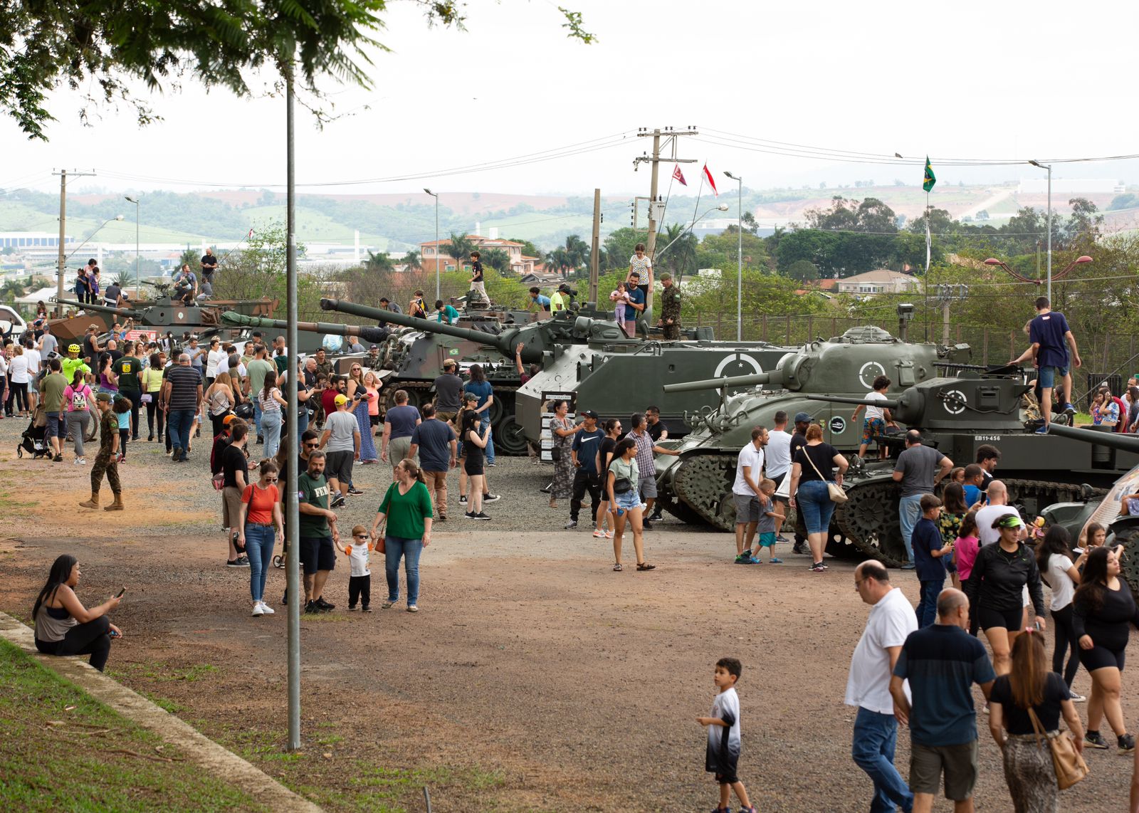 Encontro de viaturas militares antigas celebra os 80 anos da FEB - Notícias - Exército Brasileiro